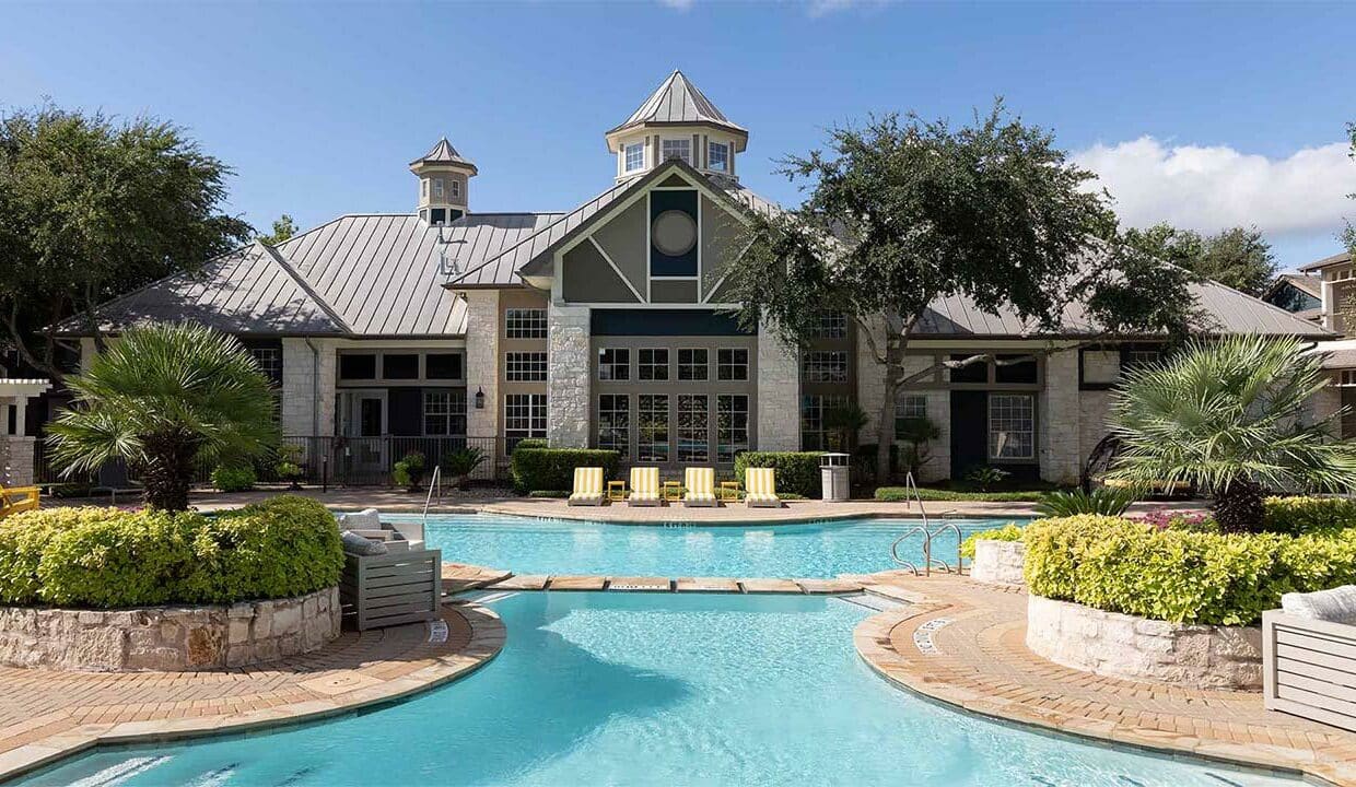 Stassney – TH Corporate Apartments